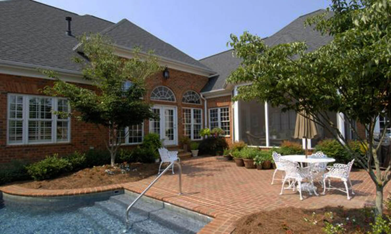 Beat the Heat This Summer: Brick Pool Accents - North Georgia Brick